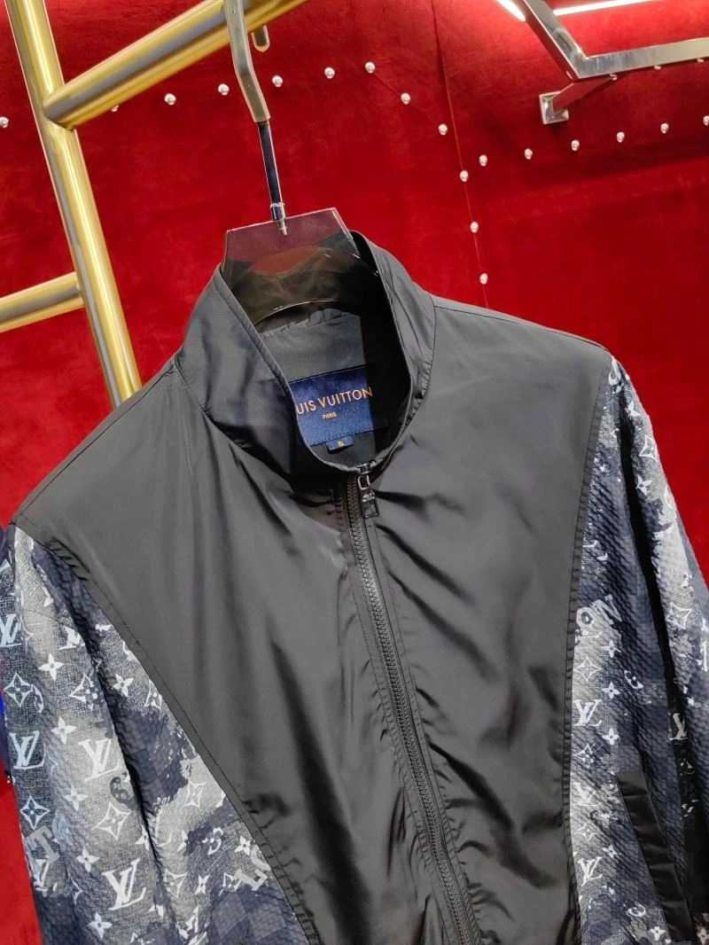 Legit Louis Vuitton Outwear