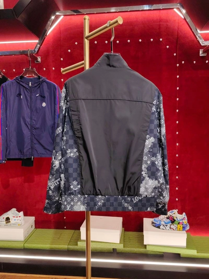 Legit Louis Vuitton Outwear
