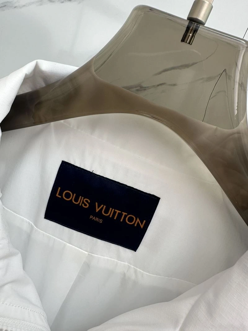 Exact replica Louis Vuitton Outwear