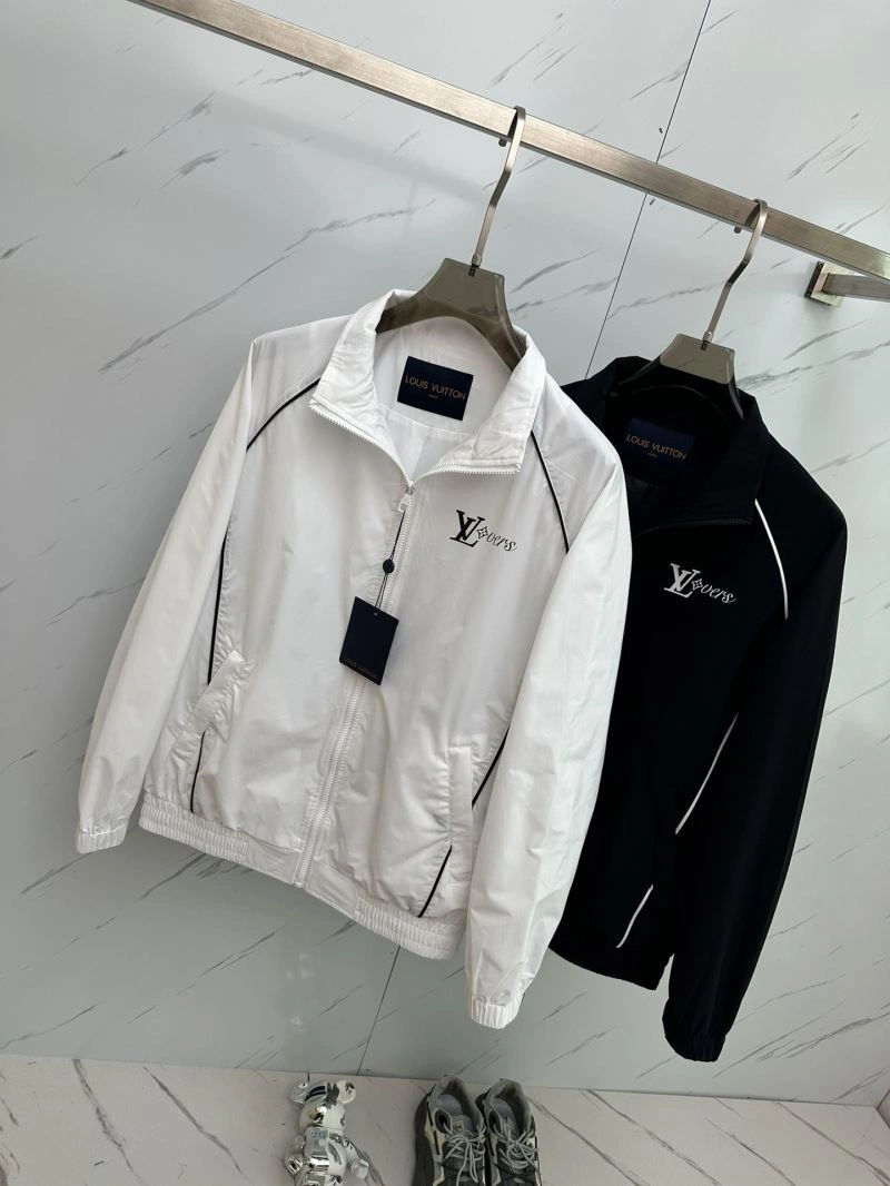 Exact replica Louis Vuitton Outwear