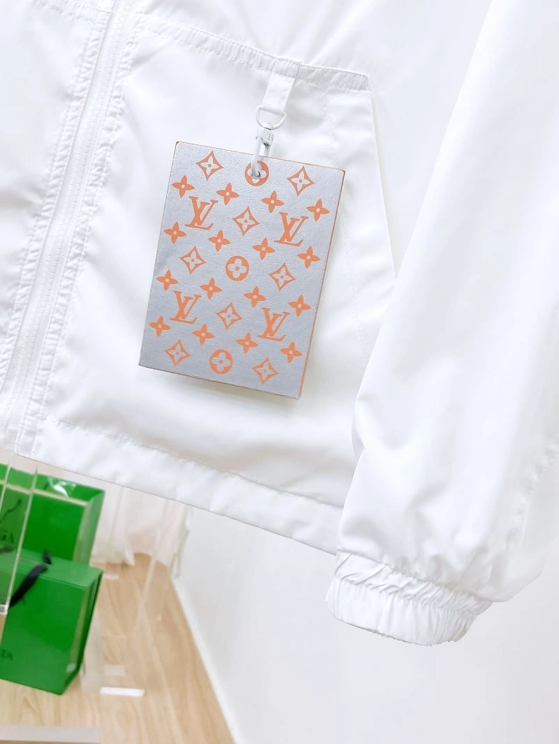 Low-cost Louis Vuitton Outwear