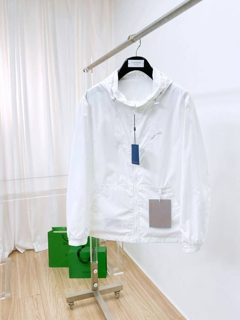 Low-cost Louis Vuitton Outwear