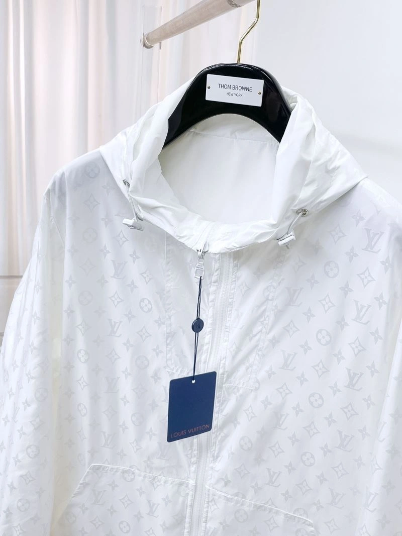 Low-cost Louis Vuitton Outwear