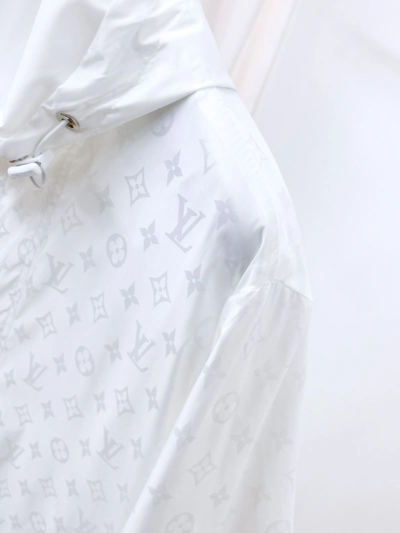Low-cost Louis Vuitton Outwear
