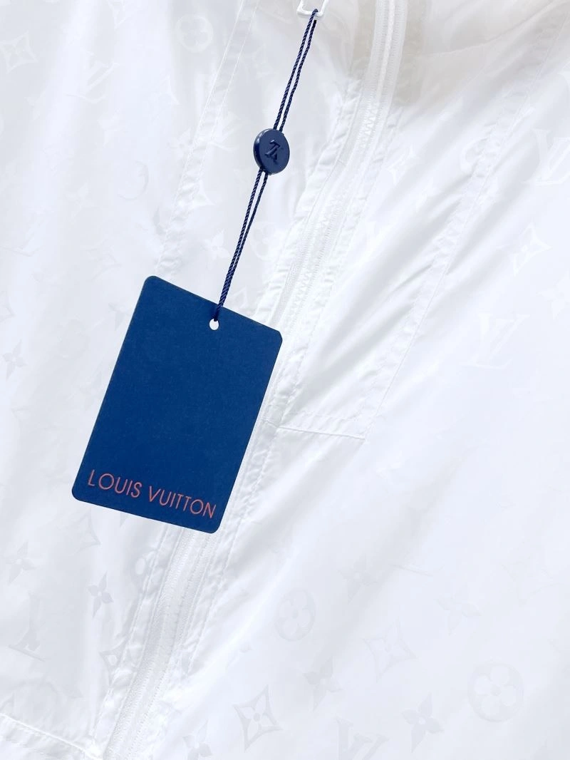 Low-cost Louis Vuitton Outwear