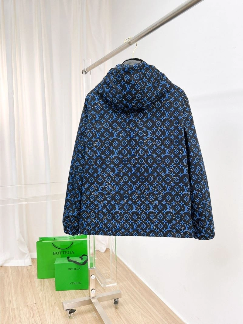 Bargain Louis Vuitton Outwear