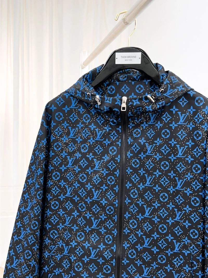 Bargain Louis Vuitton Outwear