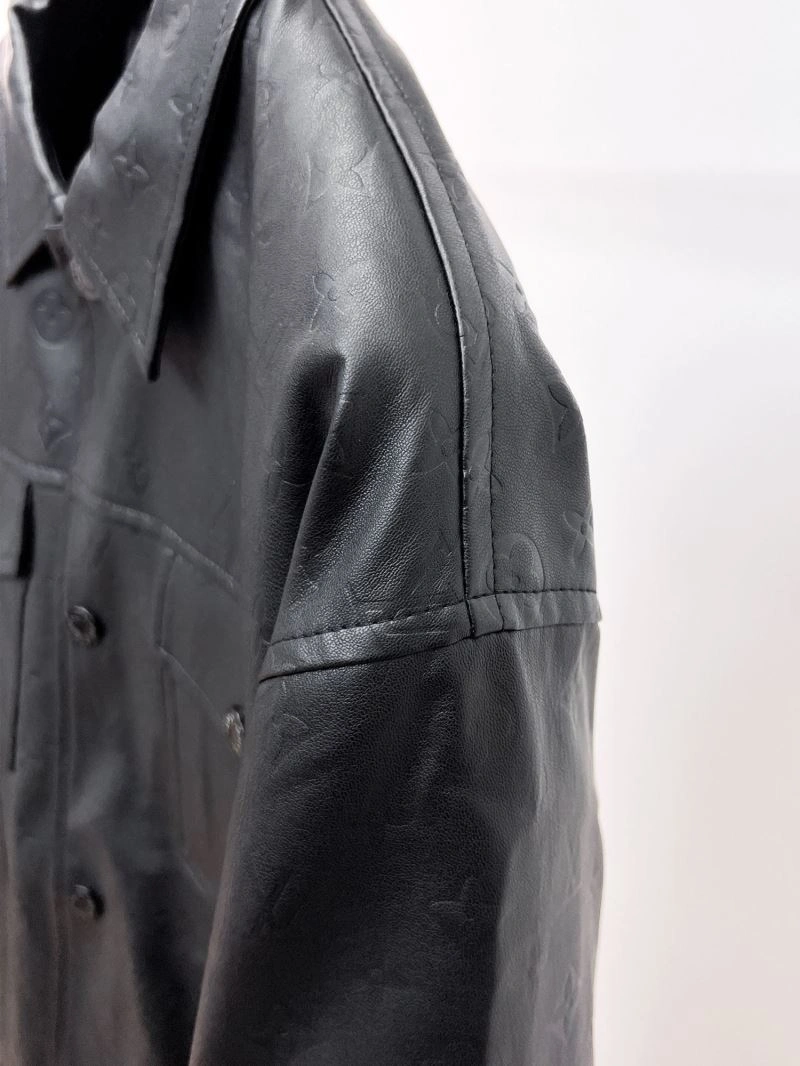 Official Louis Vuitton Outwear