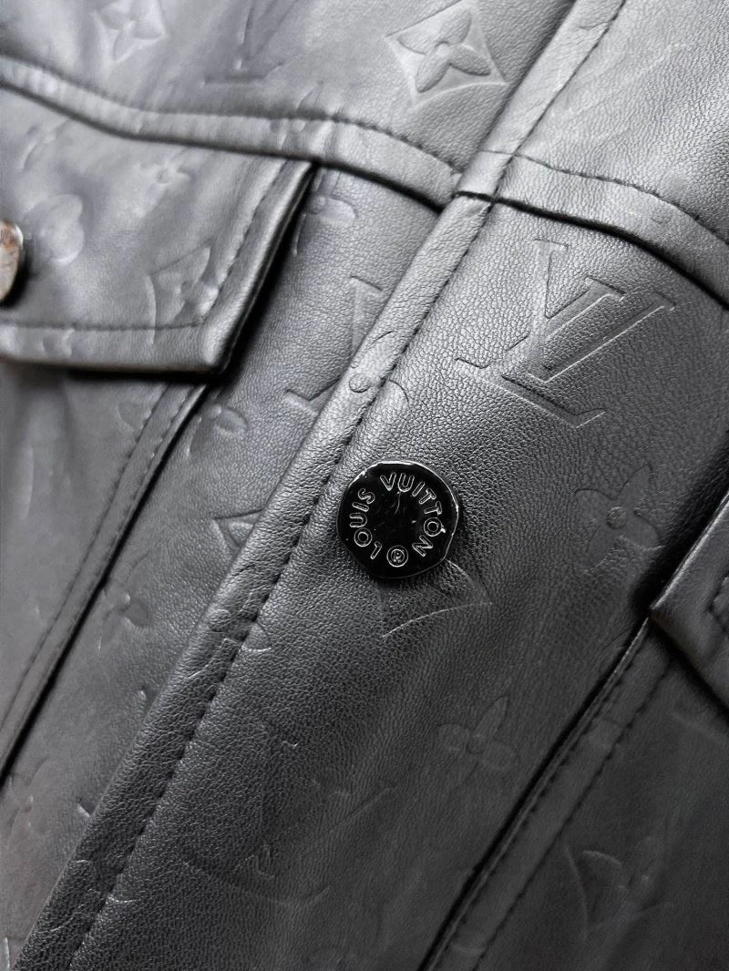 Official Louis Vuitton Outwear
