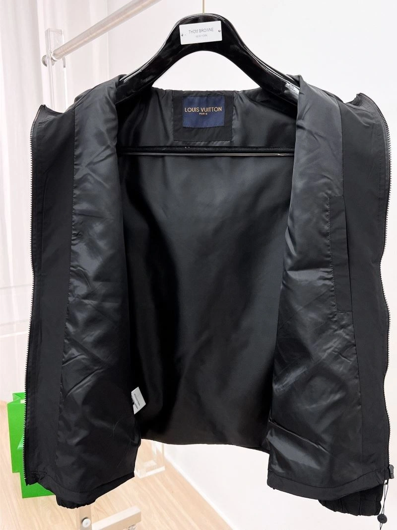Top match Louis Vuitton Outwear