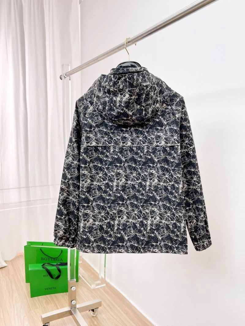 High accuracy Louis Vuitton Outwear