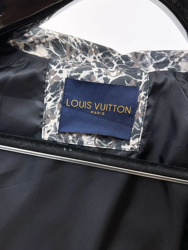 High accuracy Louis Vuitton Outwear