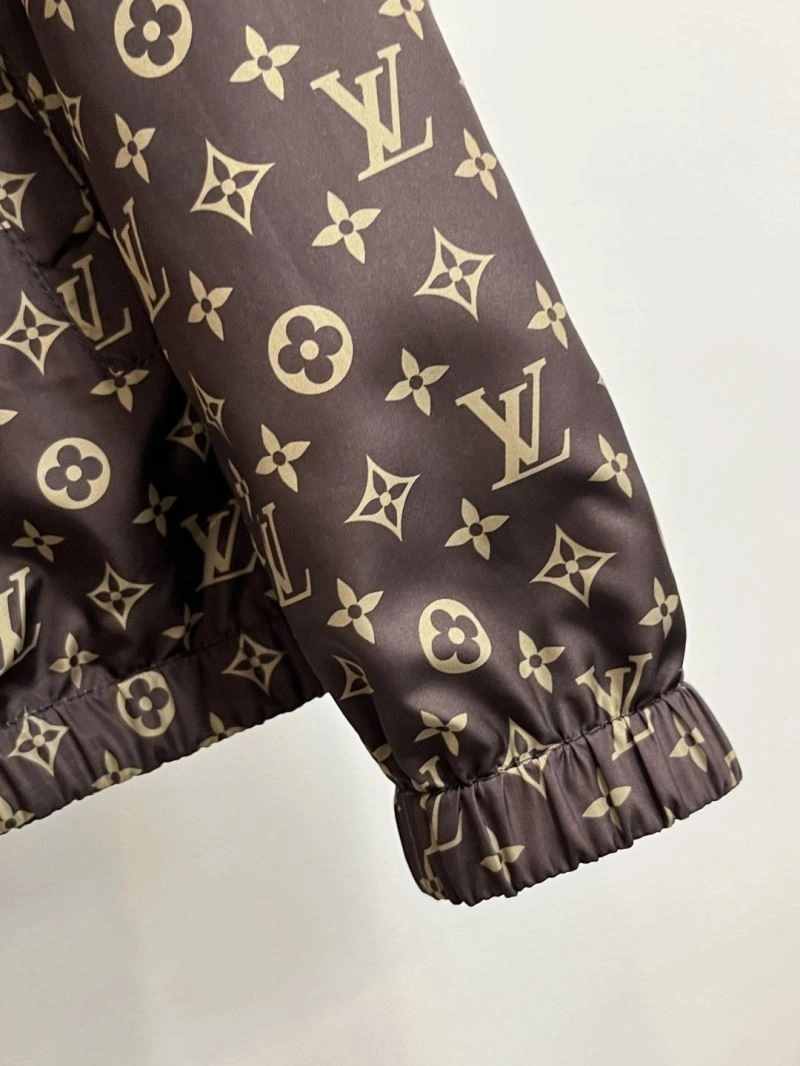 Top match Louis Vuitton Outwear