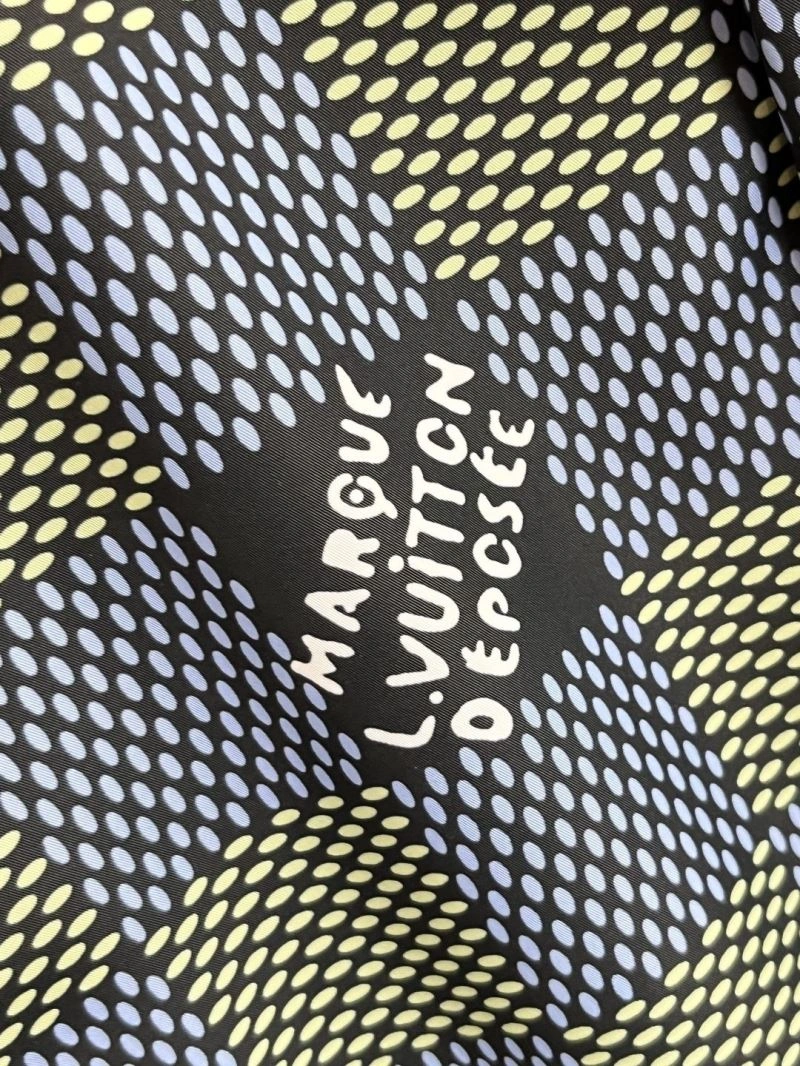 Top match Louis Vuitton Outwear