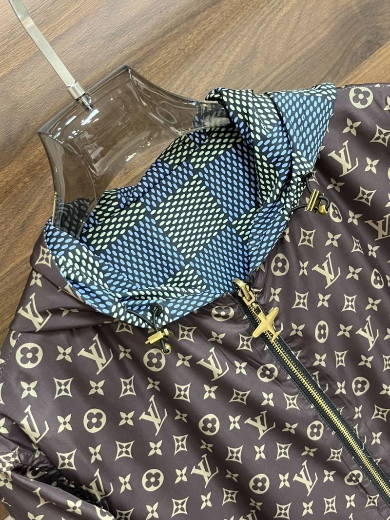 Top match Louis Vuitton Outwear