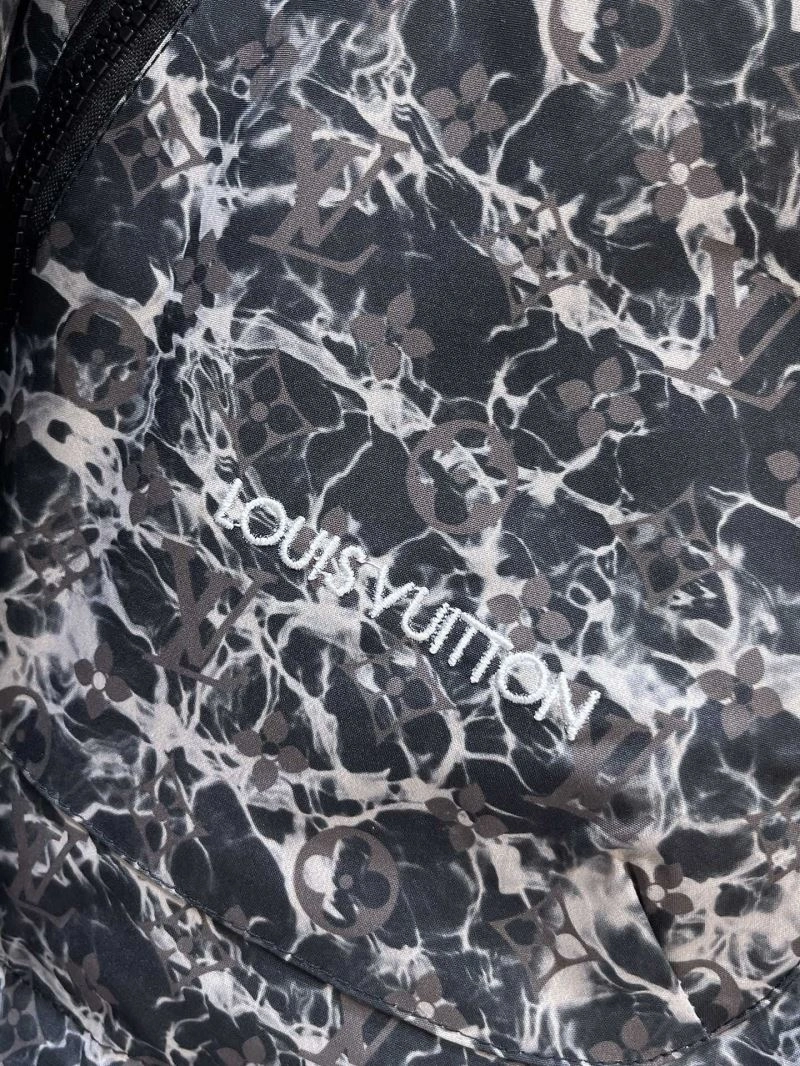 Accurate model Louis Vuitton Outwear