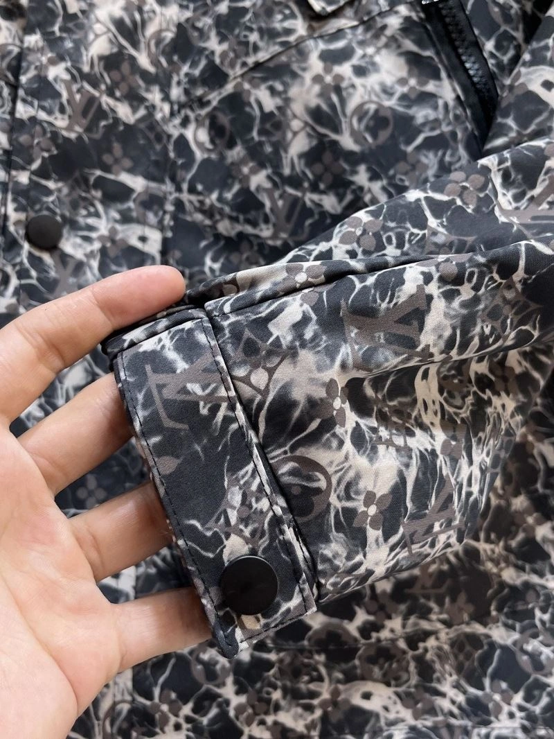 Accurate model Louis Vuitton Outwear