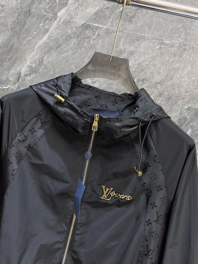 High fidelity Louis Vuitton Outwear