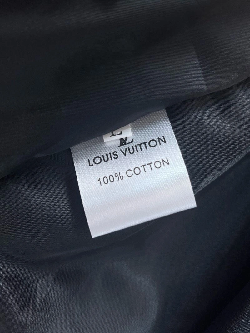 High fidelity Louis Vuitton Outwear