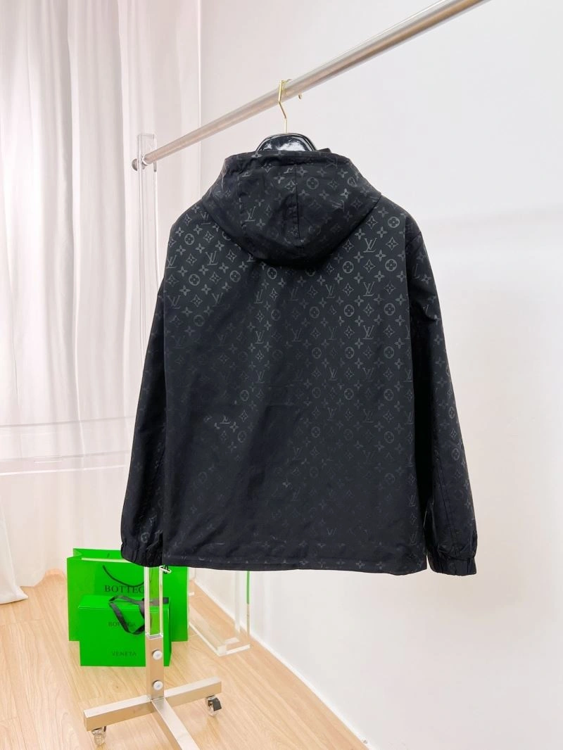 Exact replica Louis Vuitton Outwear