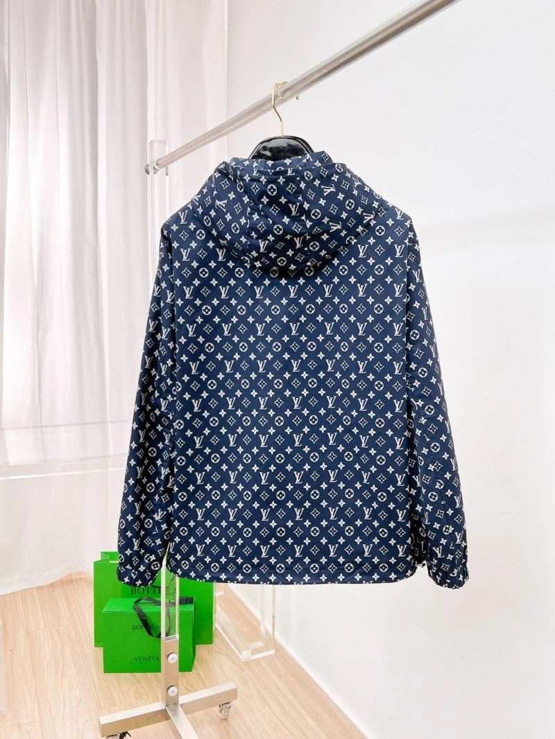 Legit Louis Vuitton Outwear