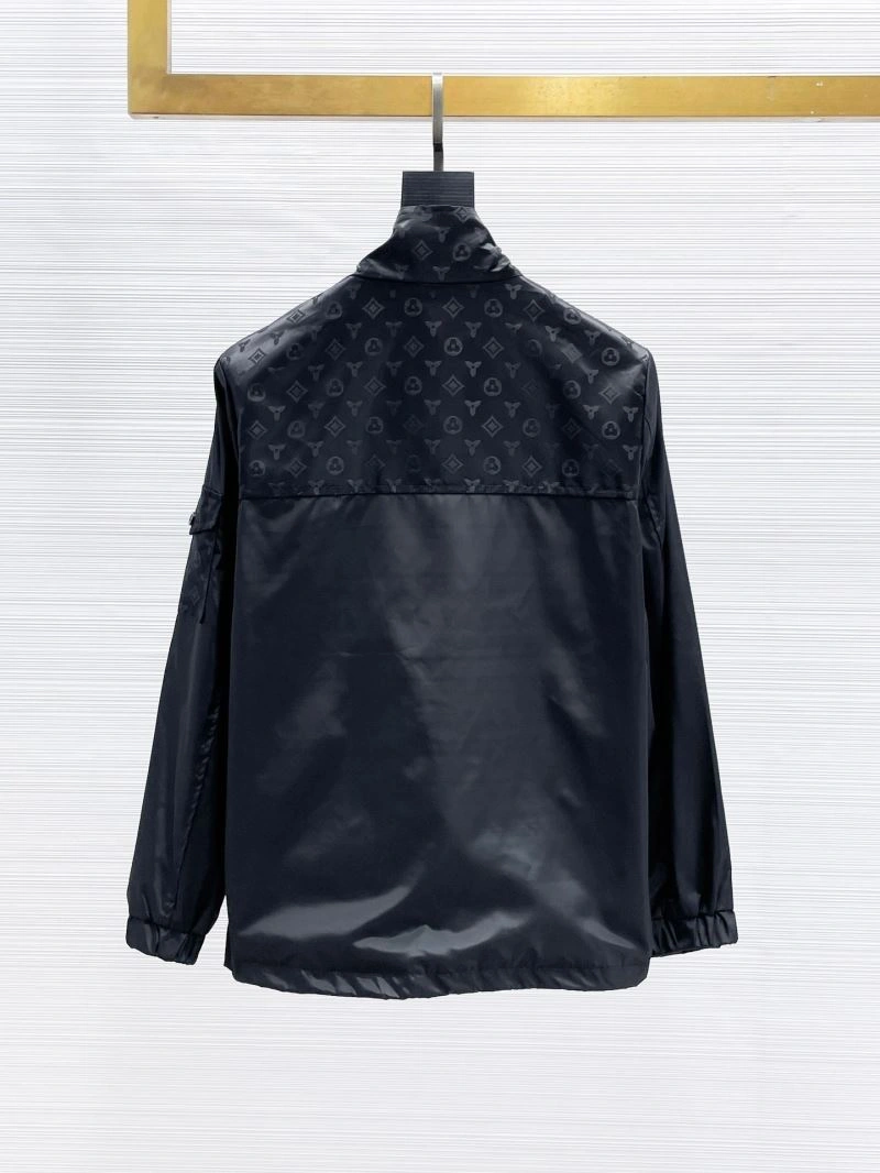 High accuracy Louis Vuitton Outwear