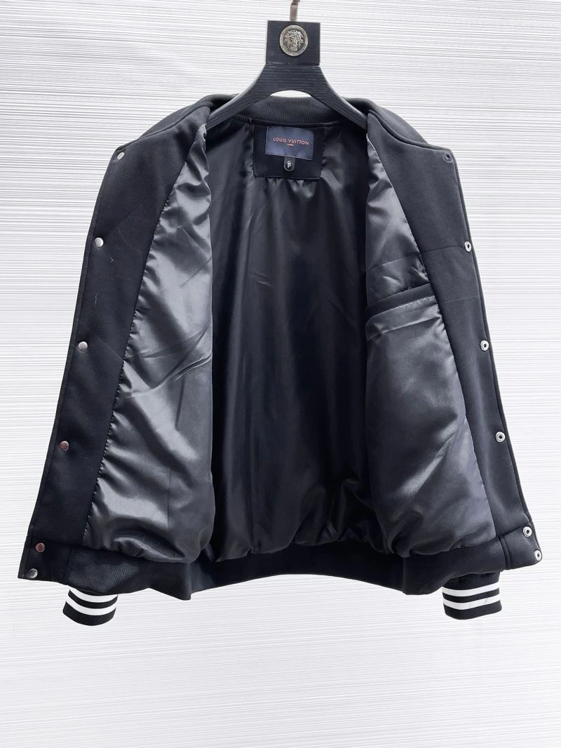 Bargain Louis Vuitton Outwear