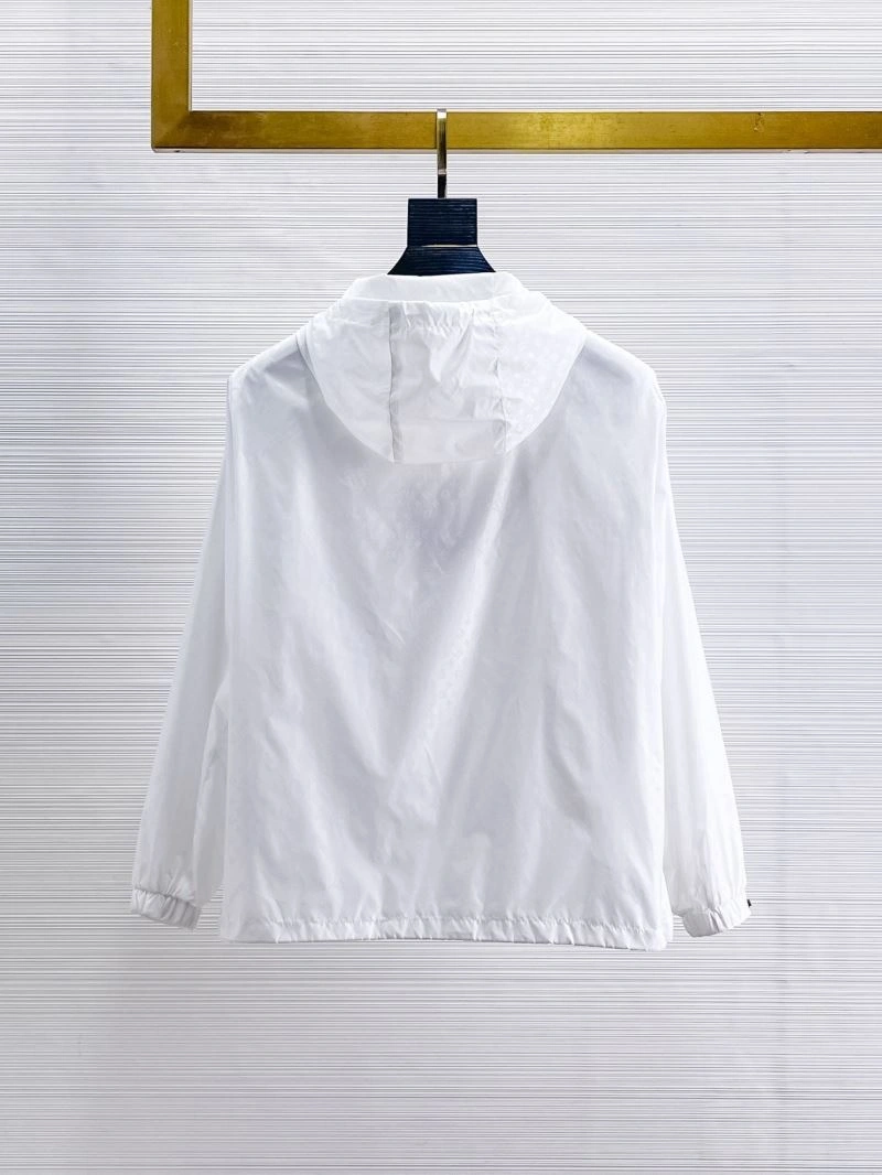 Top mirror Louis Vuitton Outwear