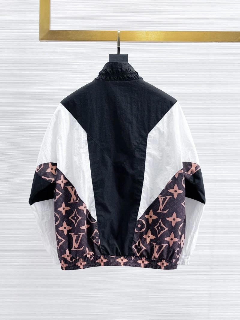Official Louis Vuitton Outwear