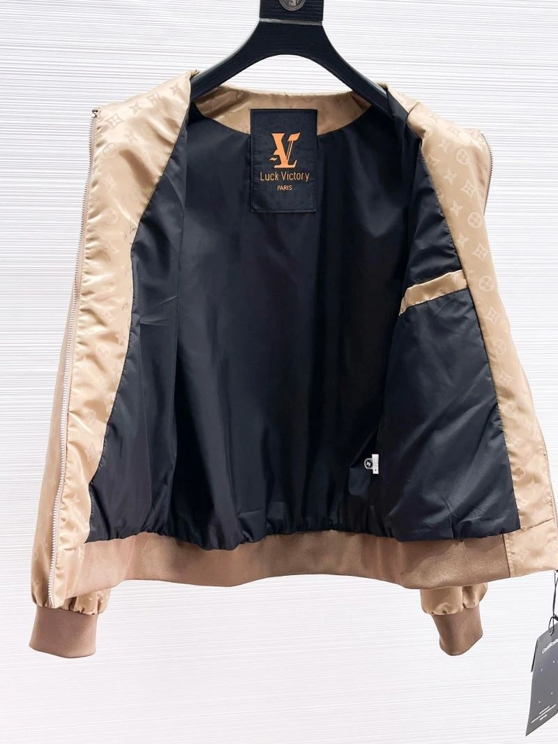 Legit Louis Vuitton Outwear