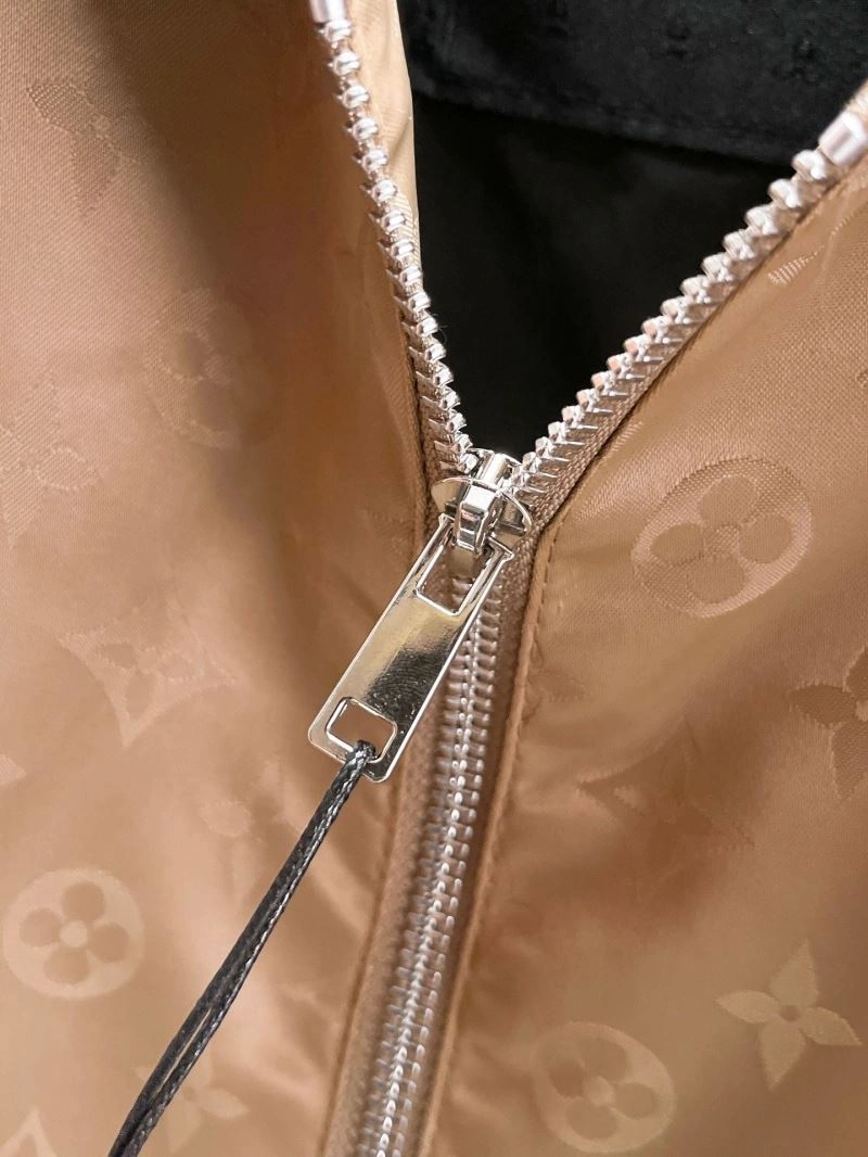 Legit Louis Vuitton Outwear