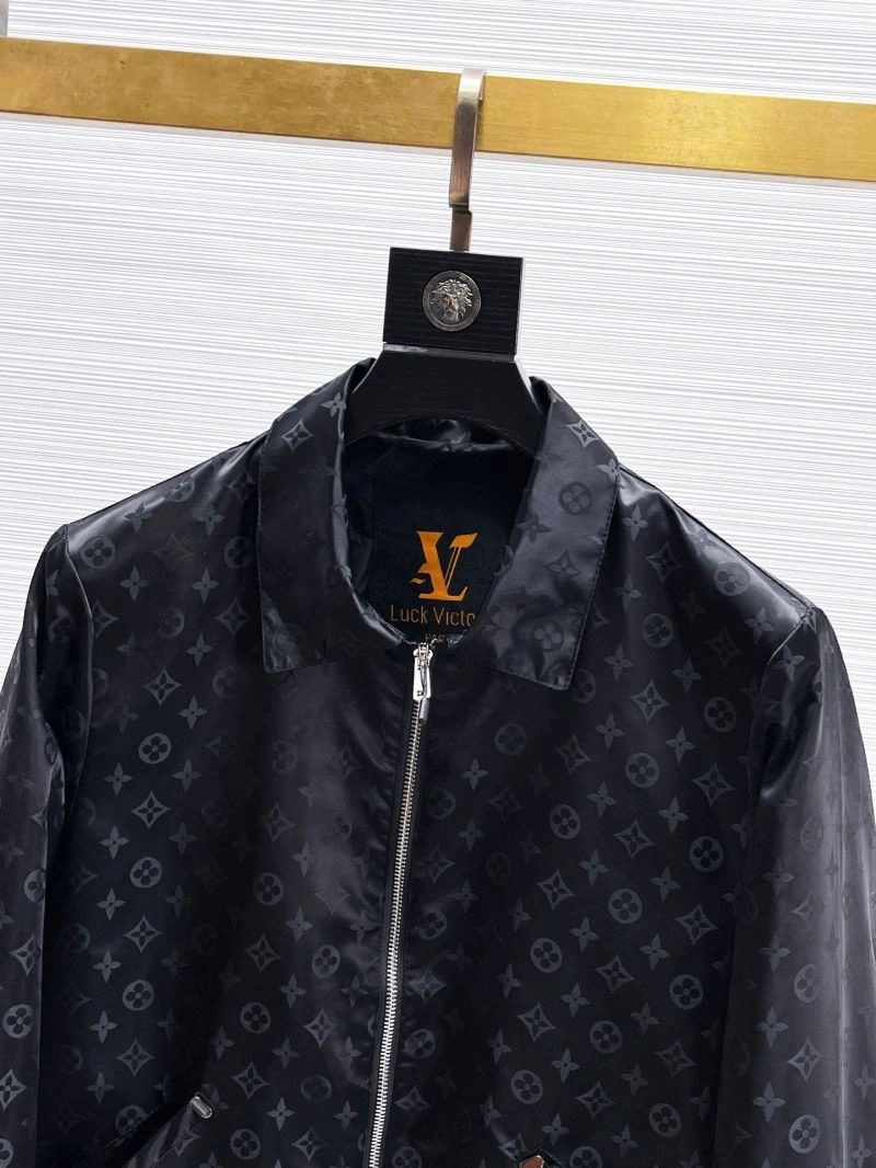 Real Louis Vuitton Outwear