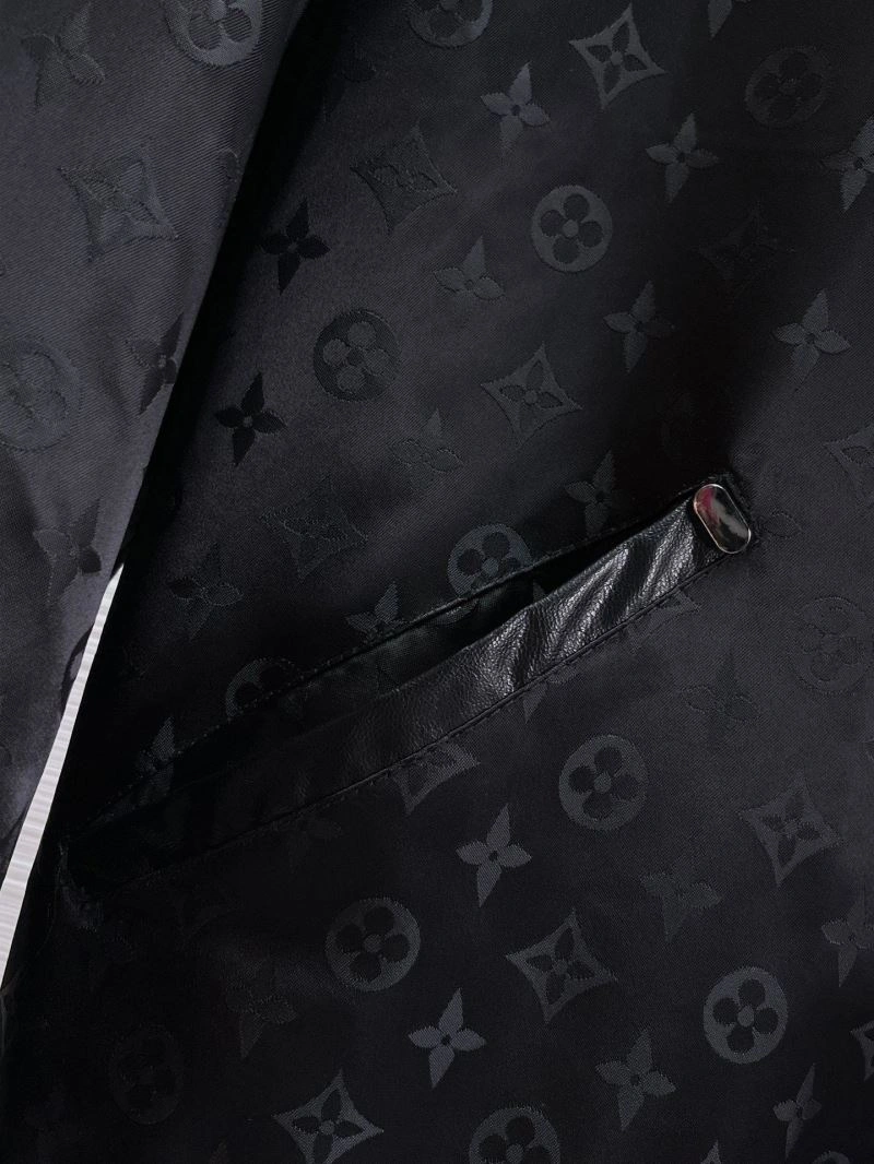 Real Louis Vuitton Outwear