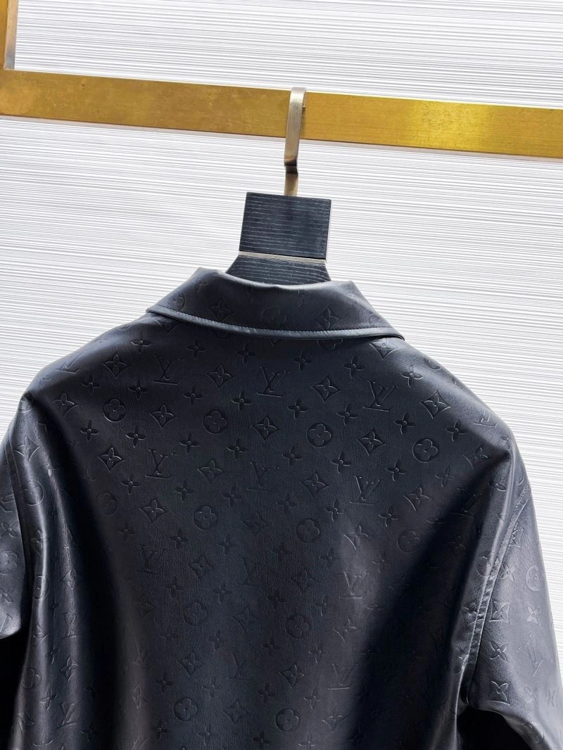 Legit Louis Vuitton Outwear