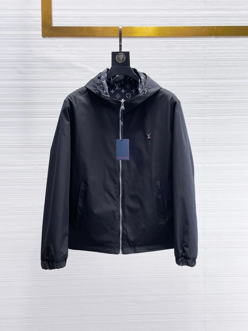 Top match Louis Vuitton Outwear