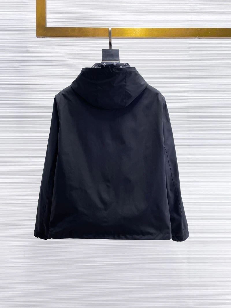 Top match Louis Vuitton Outwear