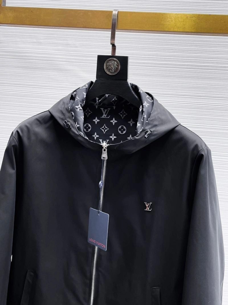 Top match Louis Vuitton Outwear