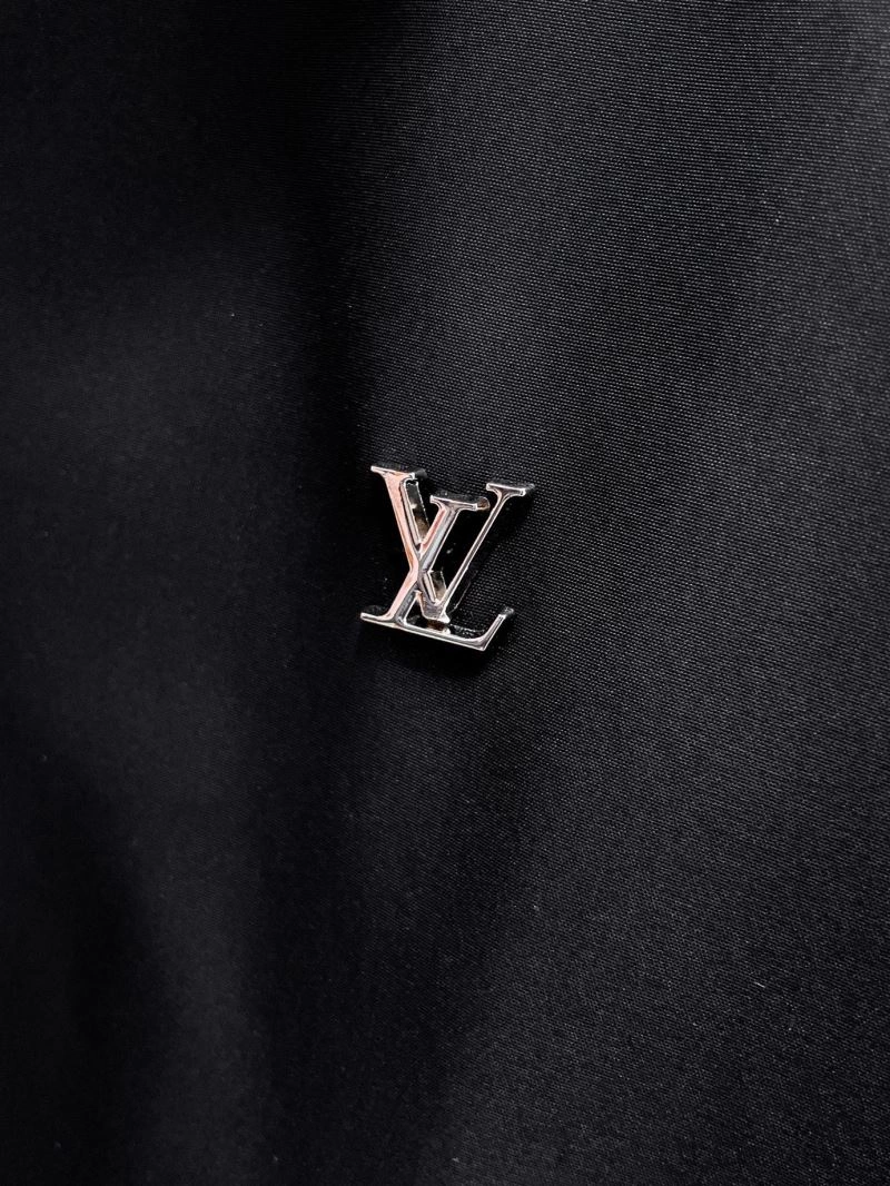 Top match Louis Vuitton Outwear