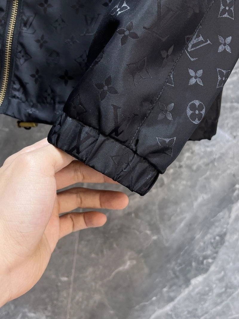 Low-cost Louis Vuitton Outwear