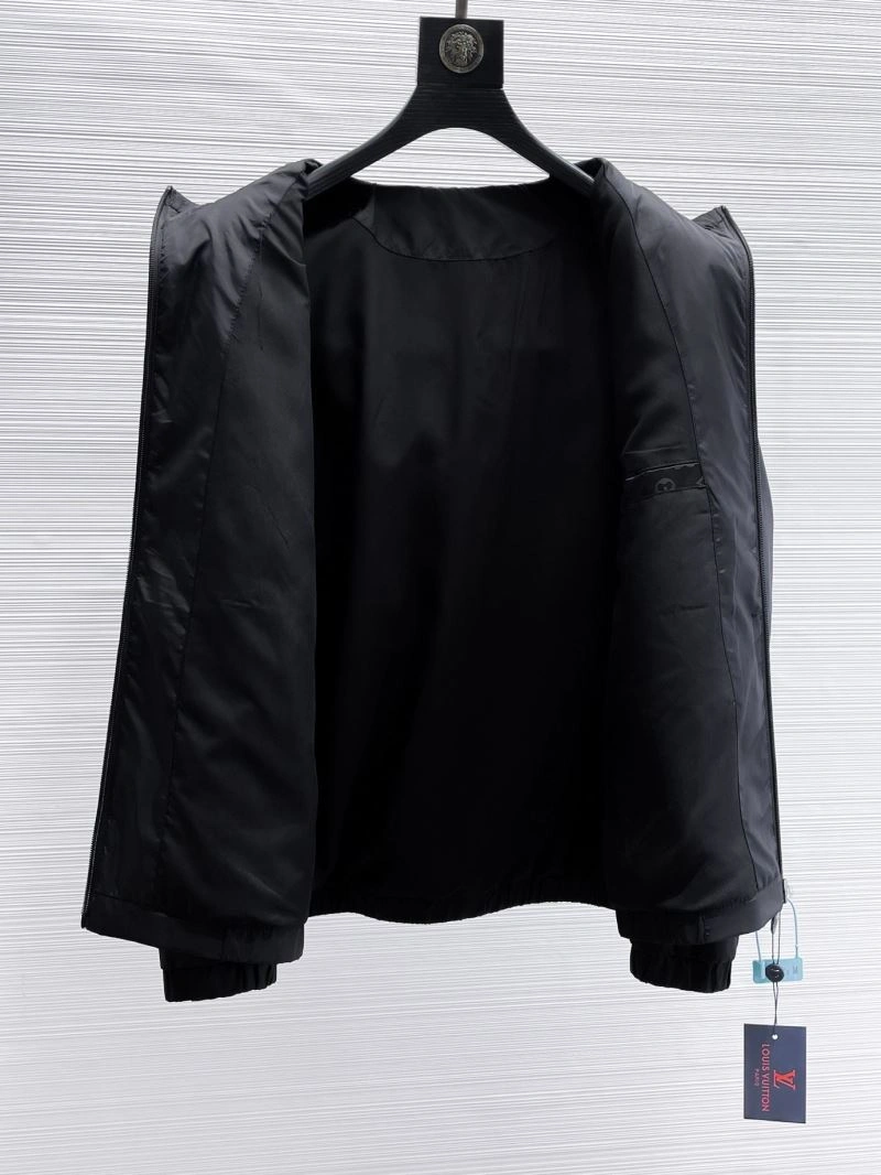 Accurate model Louis Vuitton Outwear