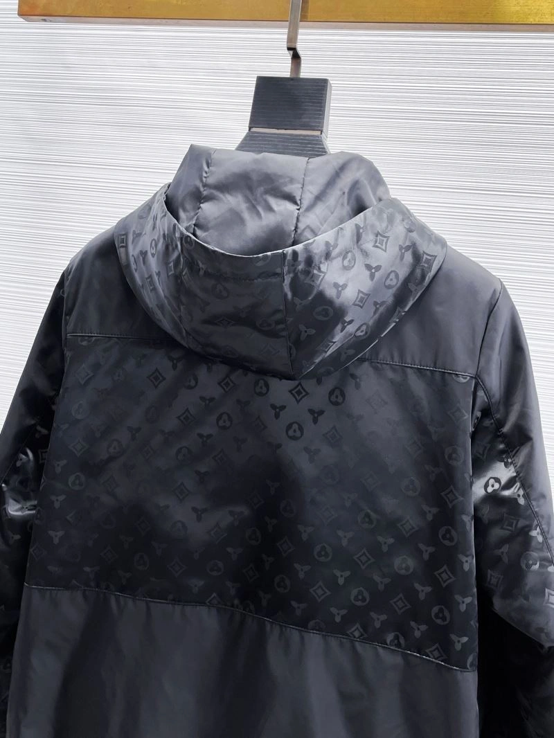 Accurate model Louis Vuitton Outwear