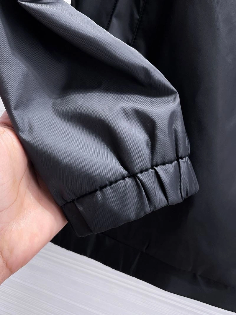 Accurate model Louis Vuitton Outwear