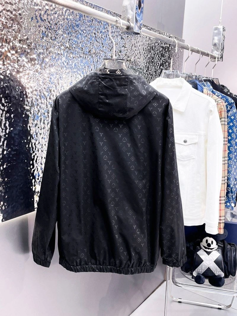 Exact replica Louis Vuitton Outwear