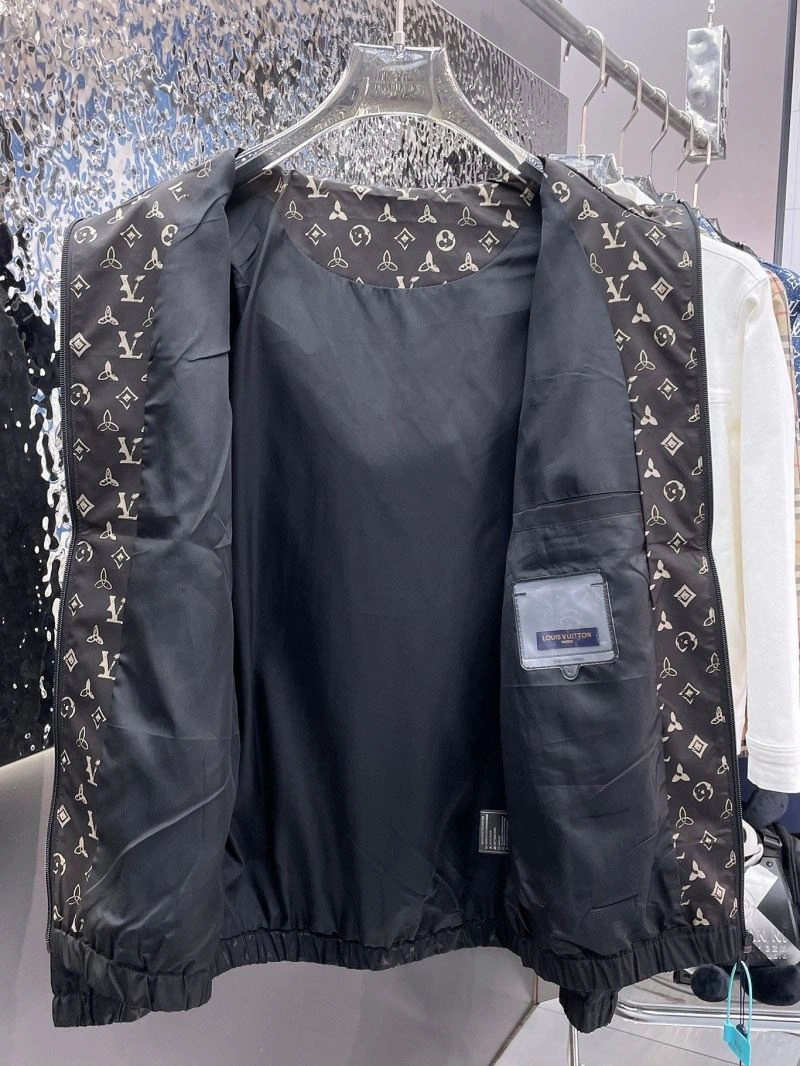 Exact replica Louis Vuitton Outwear