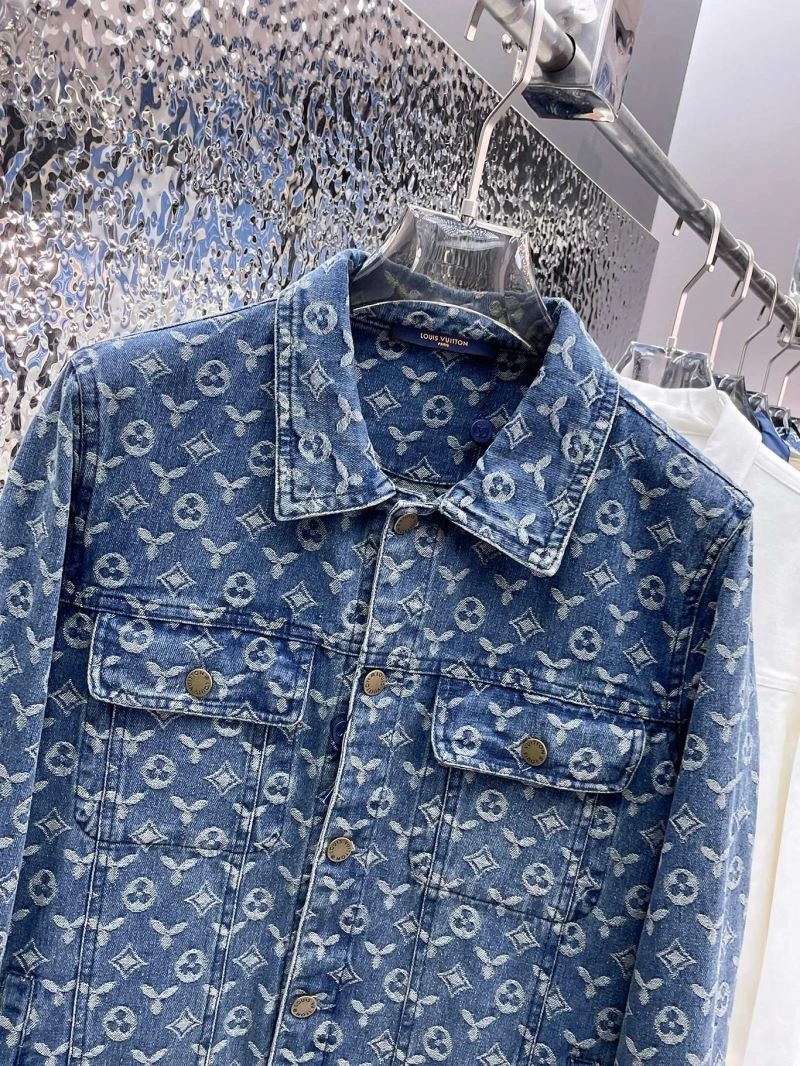 Inexpensive Louis Vuitton Outwear