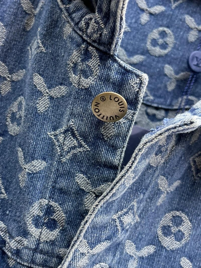 Inexpensive Louis Vuitton Outwear