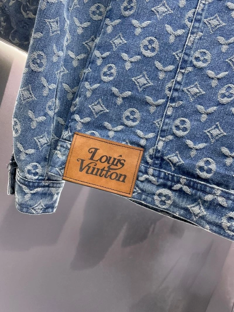 Inexpensive Louis Vuitton Outwear