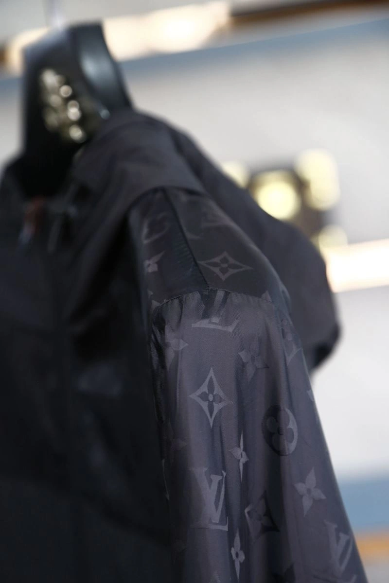 Precise copy Louis Vuitton Outwear
