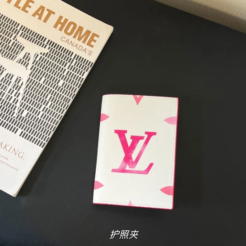 High accuracy Louis Vuitton Passport Holders