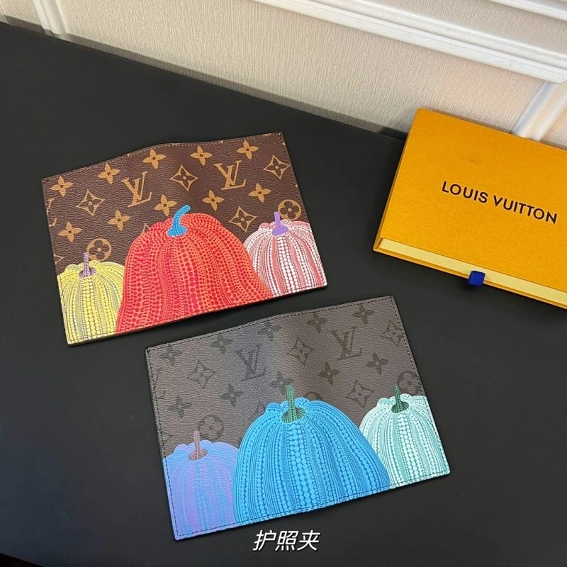 Accurate model Louis Vuitton Passport Holders